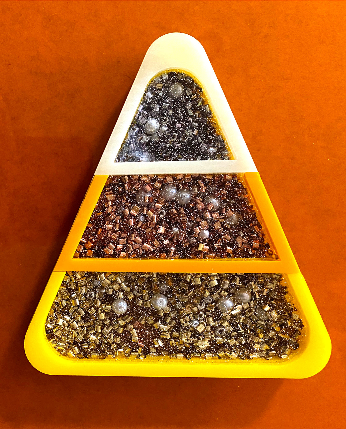 Candy Corn Shaker Box by Craft Closet